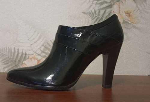 Туфли женские, ботильоны чёрные новые 39 размер