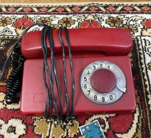 Старый телефон стационарный СССР