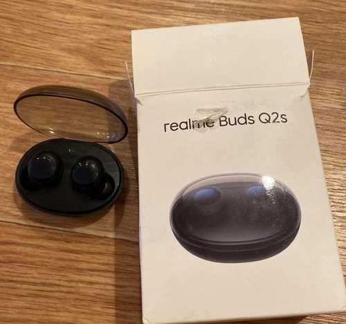 Беспроводные наушники realme buds q2s