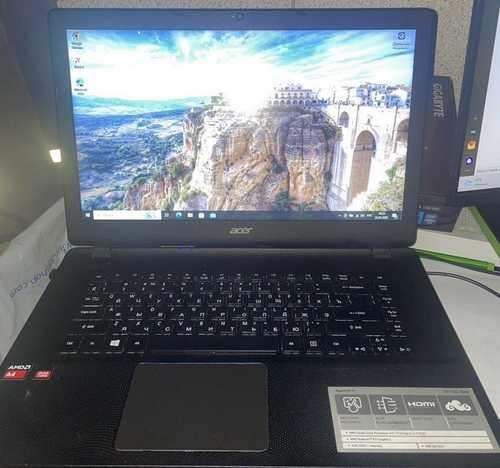 Ноутбук acer aspire es1-522-40A0