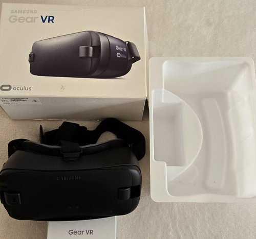 Очки Samsung Gear VR (GB9254-2008) + аккаунт