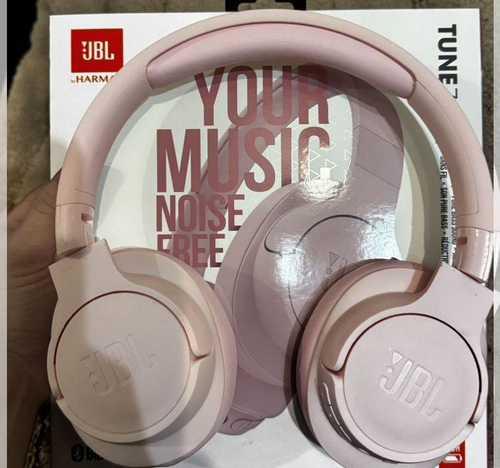 Беспроводные наушники JBL Tune 760nc