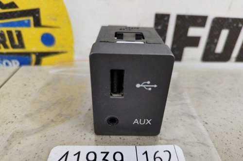 Разъем USB AUX Ssangyong Stavic MPV5 2.0D d20dtr