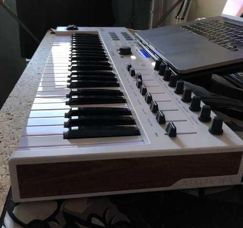 Arturia KeyLab Essential 49 mk2