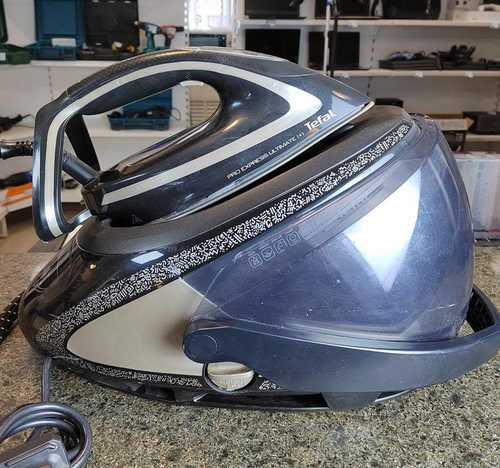 Парогенератор Tefal Pro Express Ultimate GV9620E0