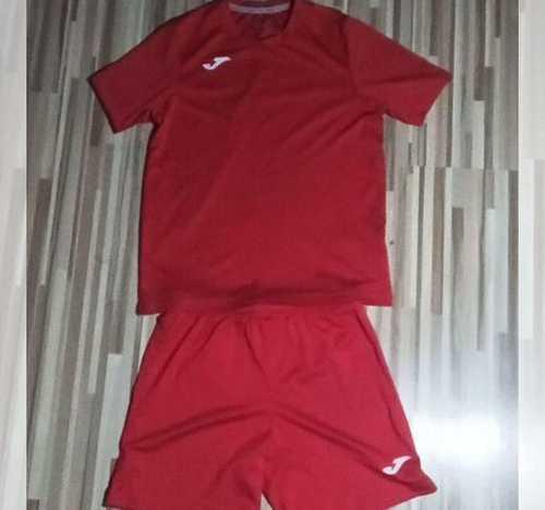 Футбольная форма Joma