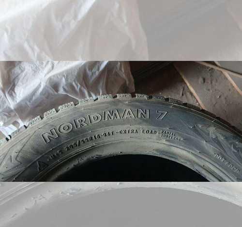 Nokian Tyres Hakkapeliitta 7 205/55 R16 94T