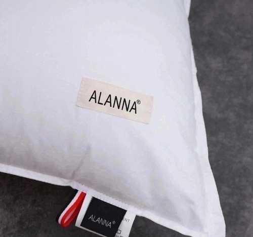 Подушка Alanna