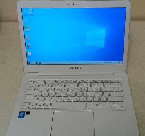 Asus Zenbook UX305F