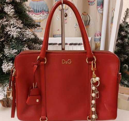 Red dolce Gabbana twist lily сумка. Оригинал