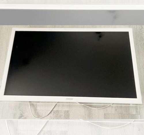 Телевизор SMART tv Samsung 32 PS 3 500гб