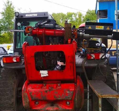 На разборке Manitou