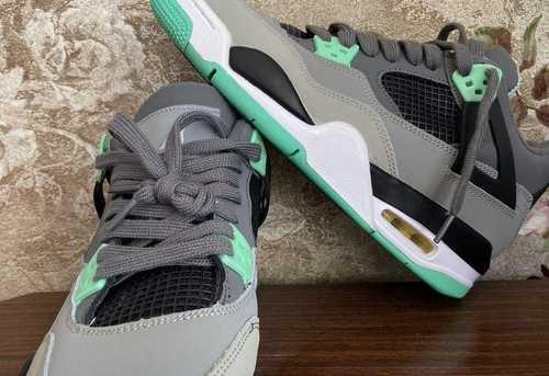 Nike air jordan 4 retro