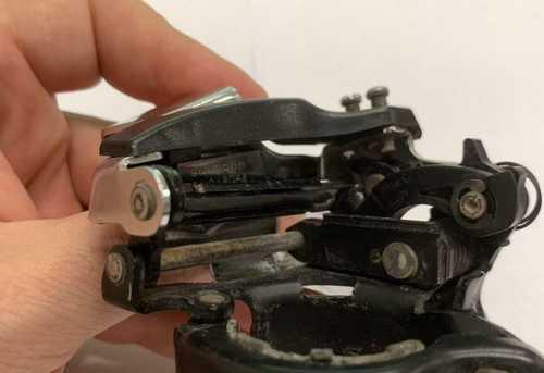 Передний переключатель shimano