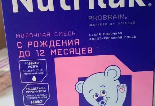 Молочная смесь Nutrilak Premium