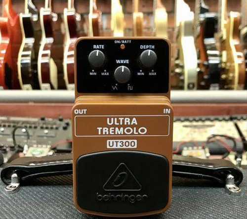Педаль эффектов для электрогитары behringer UT300