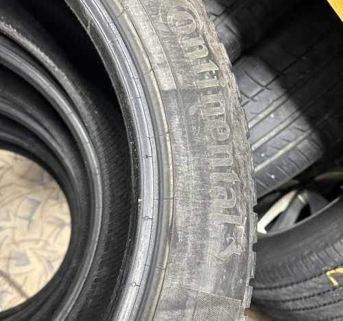 Continental IceContact XTRM 235/55 R20