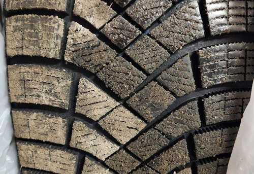 Pirelli ASW2 225/60 R17