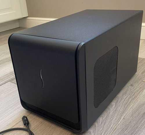 Корпус для видеокарт eGPU Sonnet Breakaway 650w