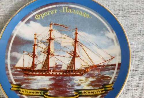 Сувенирные тарелки из Санкт-Петербурга