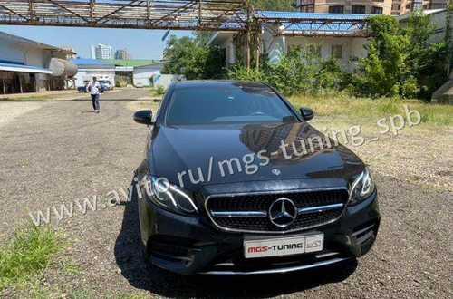 Решетка радиатора E-Class W213 стиль Diamond Black