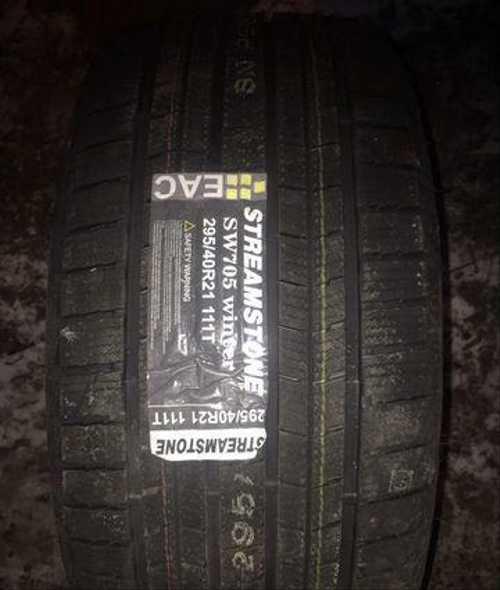 Streamstone SW705 295/40 R21 111T