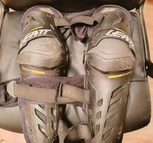 Leatt Dual Axis наколенники L/XL