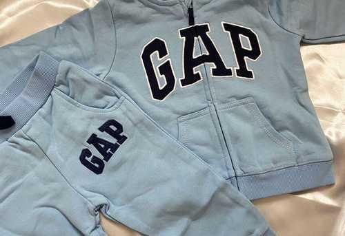 Костюм для мальчика gap