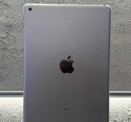 iPad 9.7 (6 поколение) 32Gb Wi-Fi