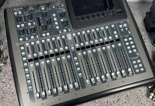 Behringer X32 Compact