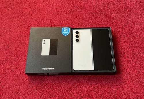 Samsung Galaxy Z Fold 5 12/512Gb 20 дней телефону