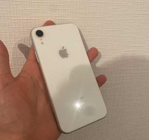 iPhone Xr, 64 ГБ