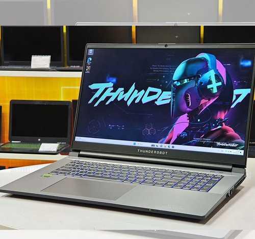 Игровой Thunderbolt 17.3" 144Hz i5-13th 16Gb RTX