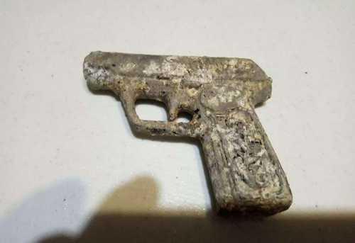 Пистолет парабеллум игрушки СССР