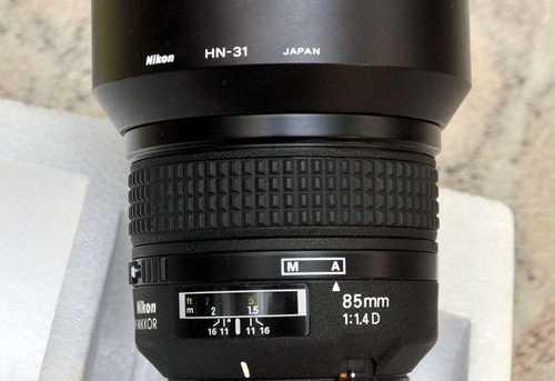 Nikon AF Nikkor 85mm 1:1.4D