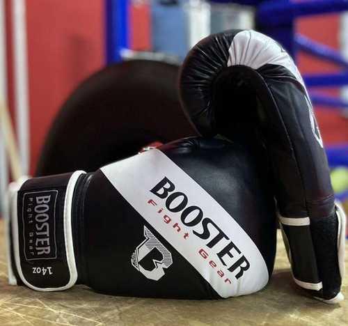 Боксерские перчатки Booster Sparring Black/ White