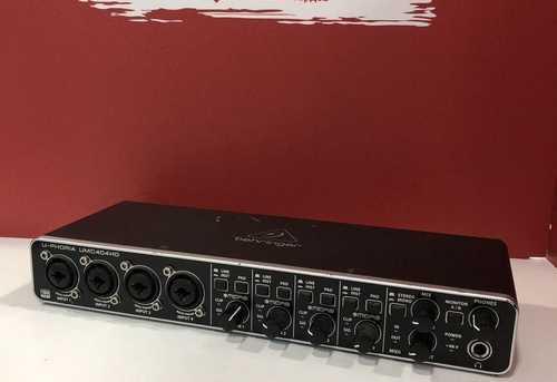 Аудиоинтерфейс Behringer UMC404HD