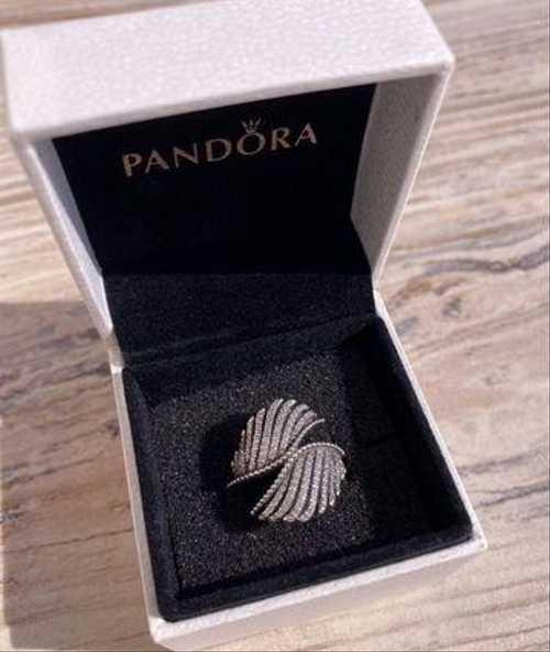 Серебряное кольцо “Крылья» Pandora