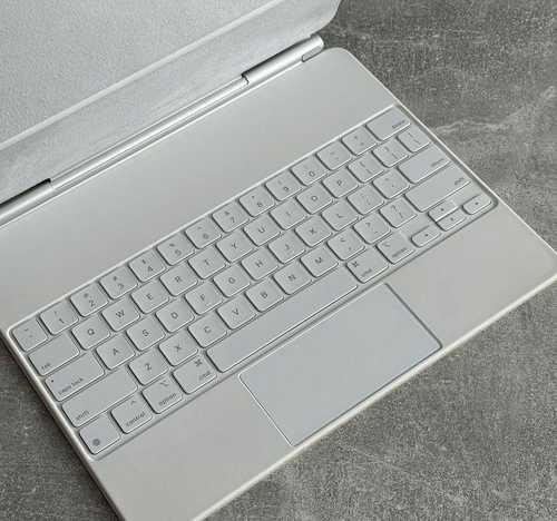 Apple Magic Keyboard iPad Pro 12.9 б/у