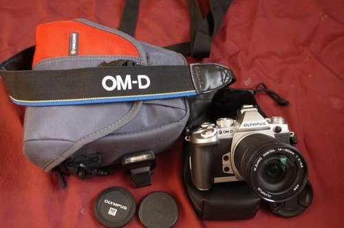 Olympus OMD-EM1+14-150,всп.FL36R,Pentax KX+18-55+