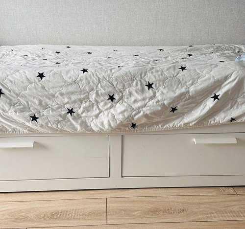 Кровать двухспальная IKEA с ящиками