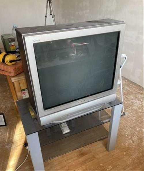 Телевизор б/у и столик под телевизор