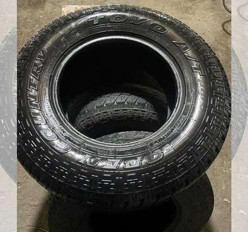 Toyo Open Country A/T 235/75 R15 109T
