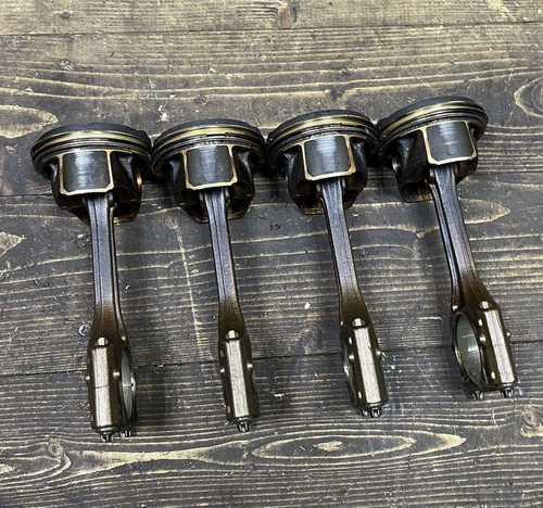 Поршень с шатуном Audi 1.8 tfsi cjeb