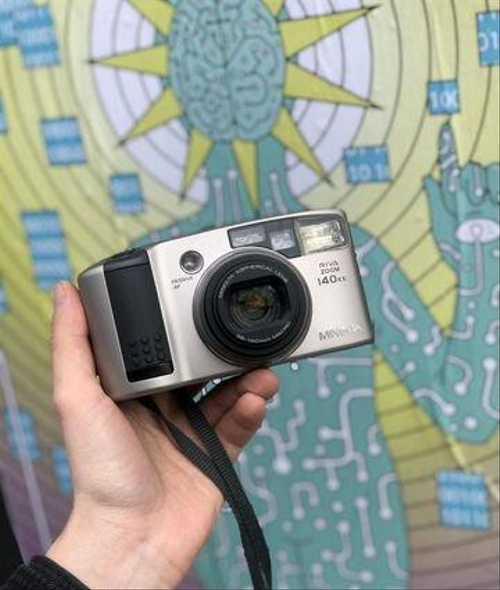 Пленочный фотоаппарат Minolta Riva Zoom 140 EX