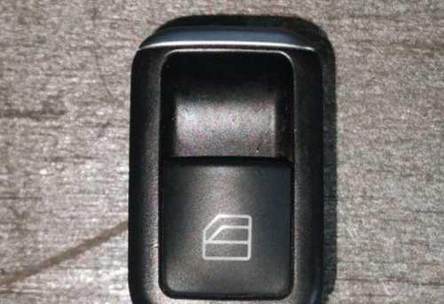 Кнопка стеклоподъемника Mercedes C-Class W204