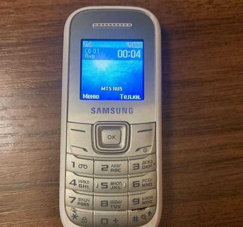 Samsung Keystone 2 GT-E1200M