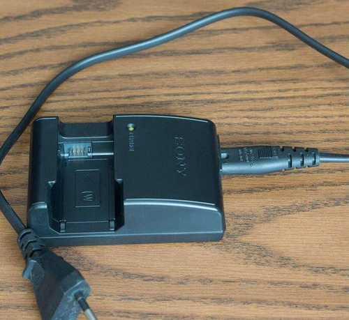 Зарядное устройство Sony BC-VW1 для FW50, оригинал