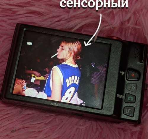 Y2k nikon coolpix мыльница