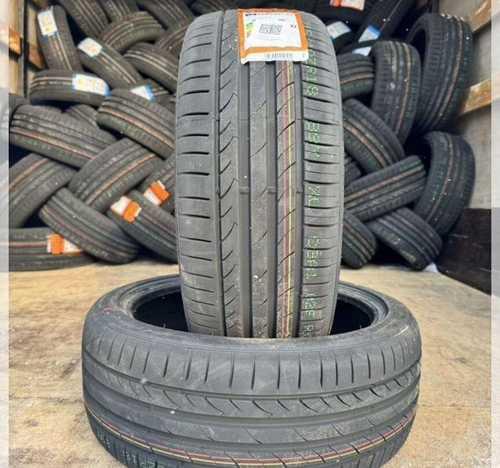 Tracmax X-Privilo TX3 215/40 R18 89Y